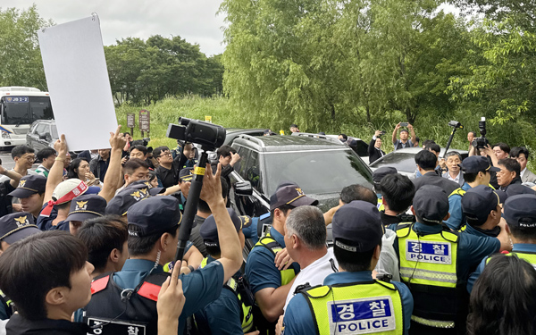"완주-전주 통합 결사반대"